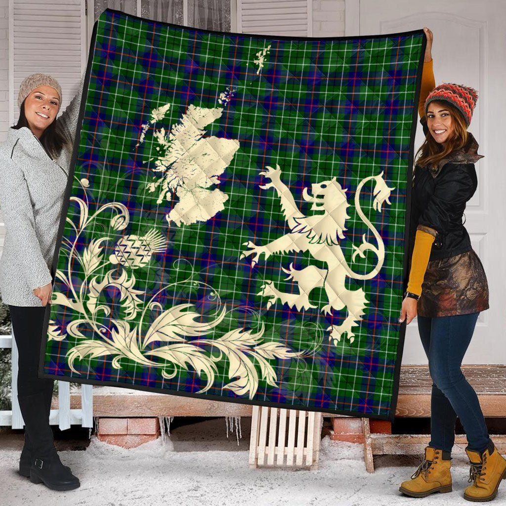 Scottish Duncan Modern Clan Tartan Quilt Rampant Lion with Thistle ...