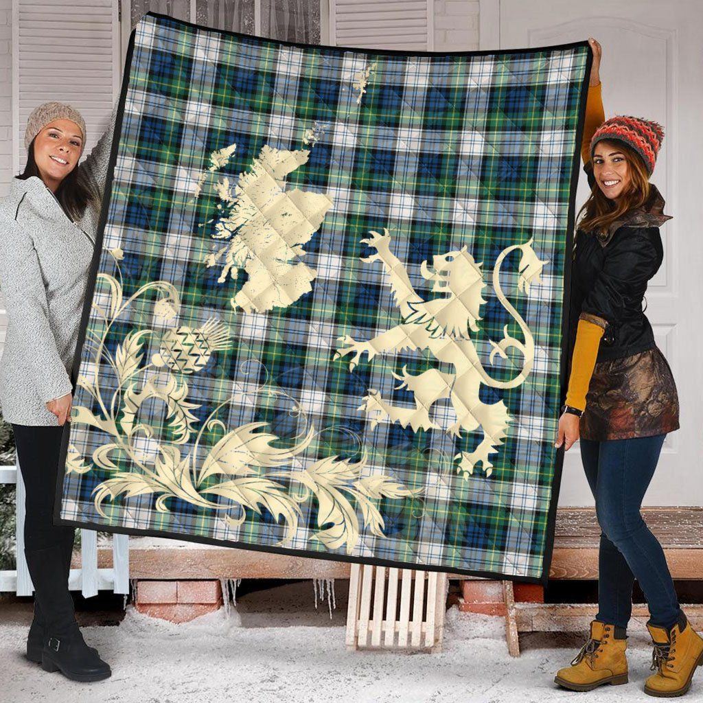 Scottish Gordon Dress Ancient Clan Tartan Quilt Rampant Lion with This ...